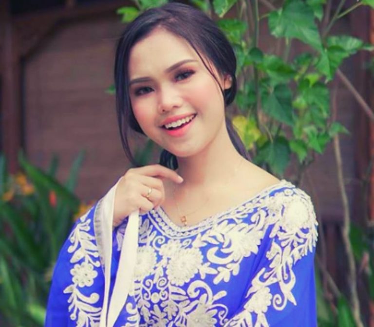 Bella Astillah Wiki [Aliff Aziz 's Wife], Age, Height, Family, Kids ...