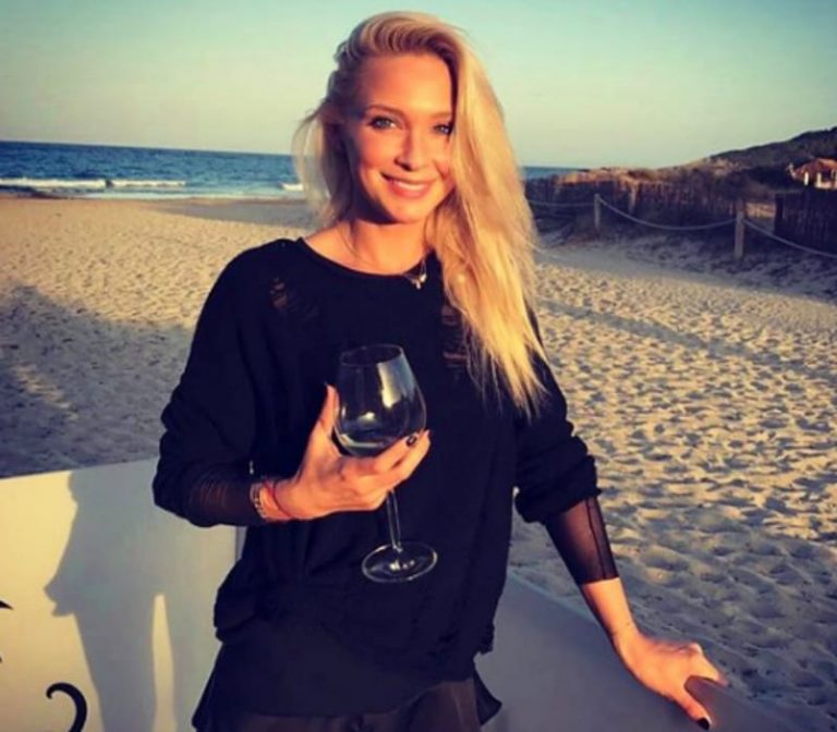 Philippa Strache Wiki [Heinz Christian Strache Wife], Age, Family, Kids ...