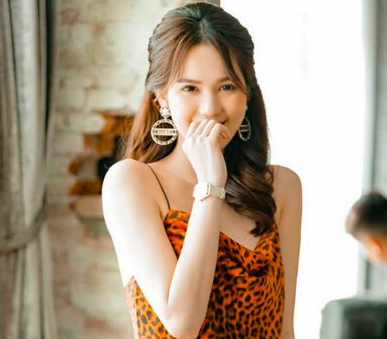 Ngoc Trinh Wiki, Height, Age, Boyfriend, Net Worth, Family, Facts, Bio