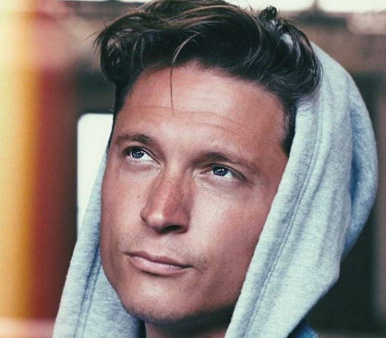 Elijah Allan Blitz Wiki [Brie Larson Boyfriend], Age, Height, Net Worth ...