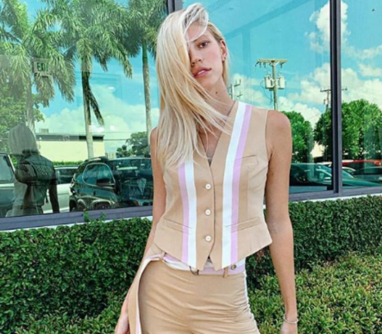 Devon Windsor Wiki, Age, Height, Net Worth, Husband, Family, Biography