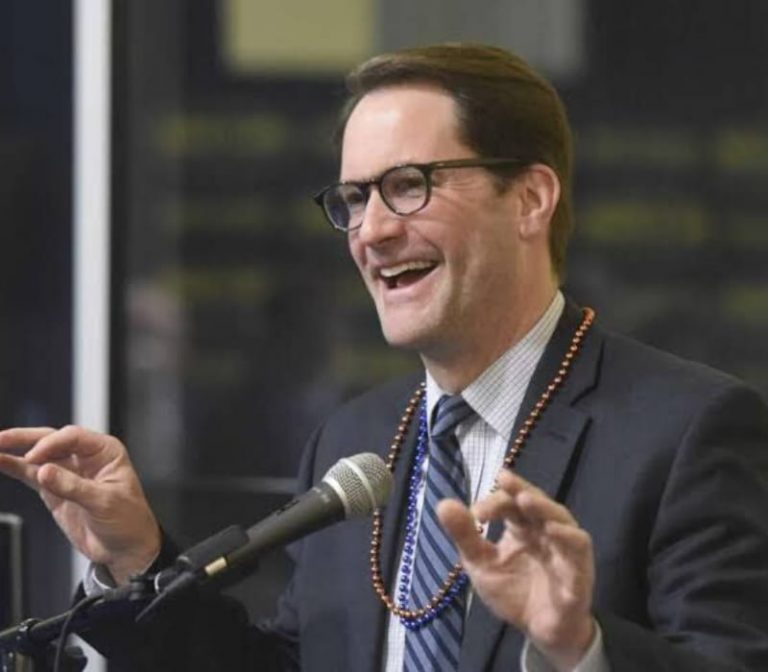 Jim Himes Wiki, Age, Height, Wife, Net Worth, Family, Biography