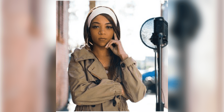 Courtney Timmons Wiki, Net Worth, Biography, Age, Boyfriend, Height