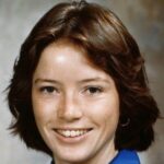 Anna Lee Fisher [Astronaut] Biography, Net Worth, Wiki, Age, Wife/Husband
