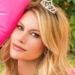 Susan Holmes [Model] Wiki, Net Worth, Biography, Age, Boyfriend