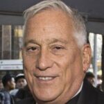 Walter Isaacson [Author] Wiki, Net Worth, Biography, Age, Husband/Wife