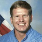 William Shepherd [Astronaut] Biography, Net Worth, Wiki, Age, Wife/Husband