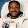 Winston Scott [Astronaut] Biography, Net Worth, Wiki, Age, Wife/Husband